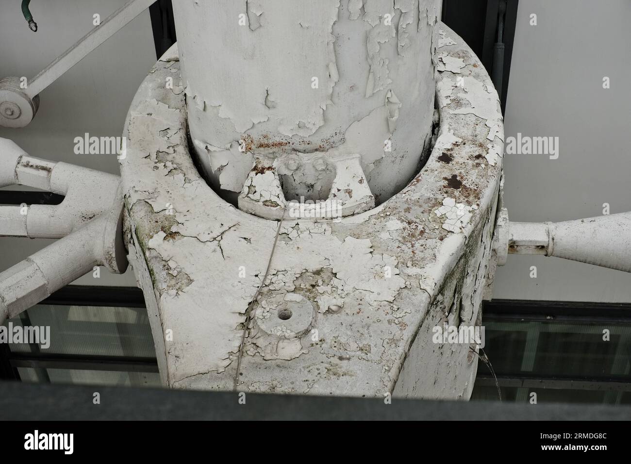 The Centre Pompidou, detail of a cast steel gerberette fitted over a ...