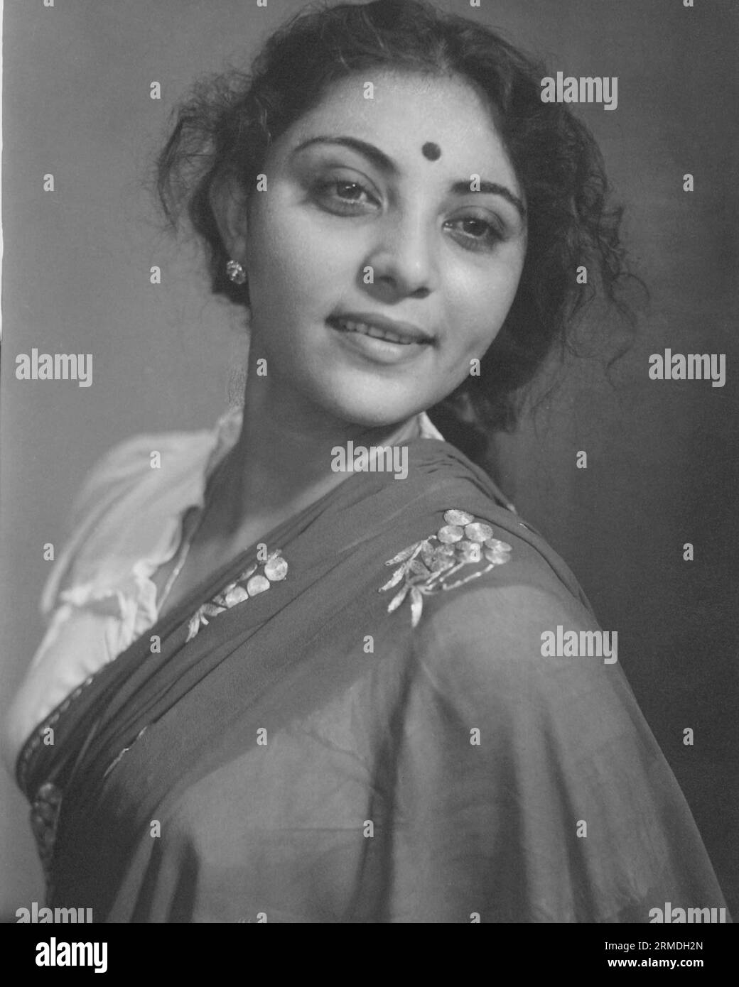 old vintage studio portrait black and white early 1900s silver gelatin ...