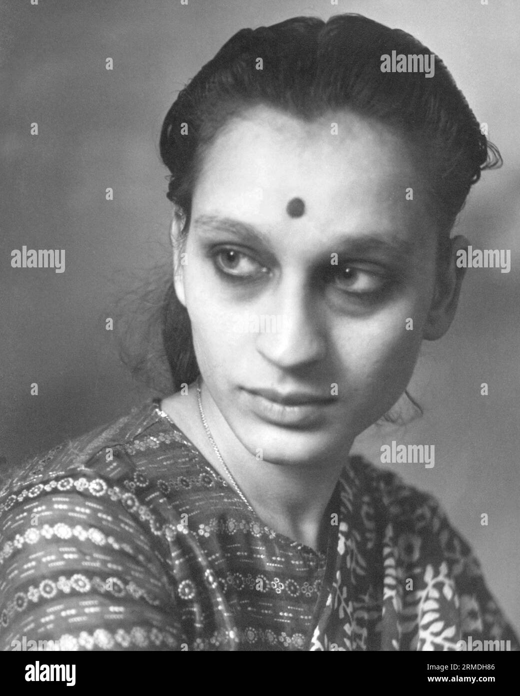 old vintage studio portrait black and white early 1900s silver gelatin ...