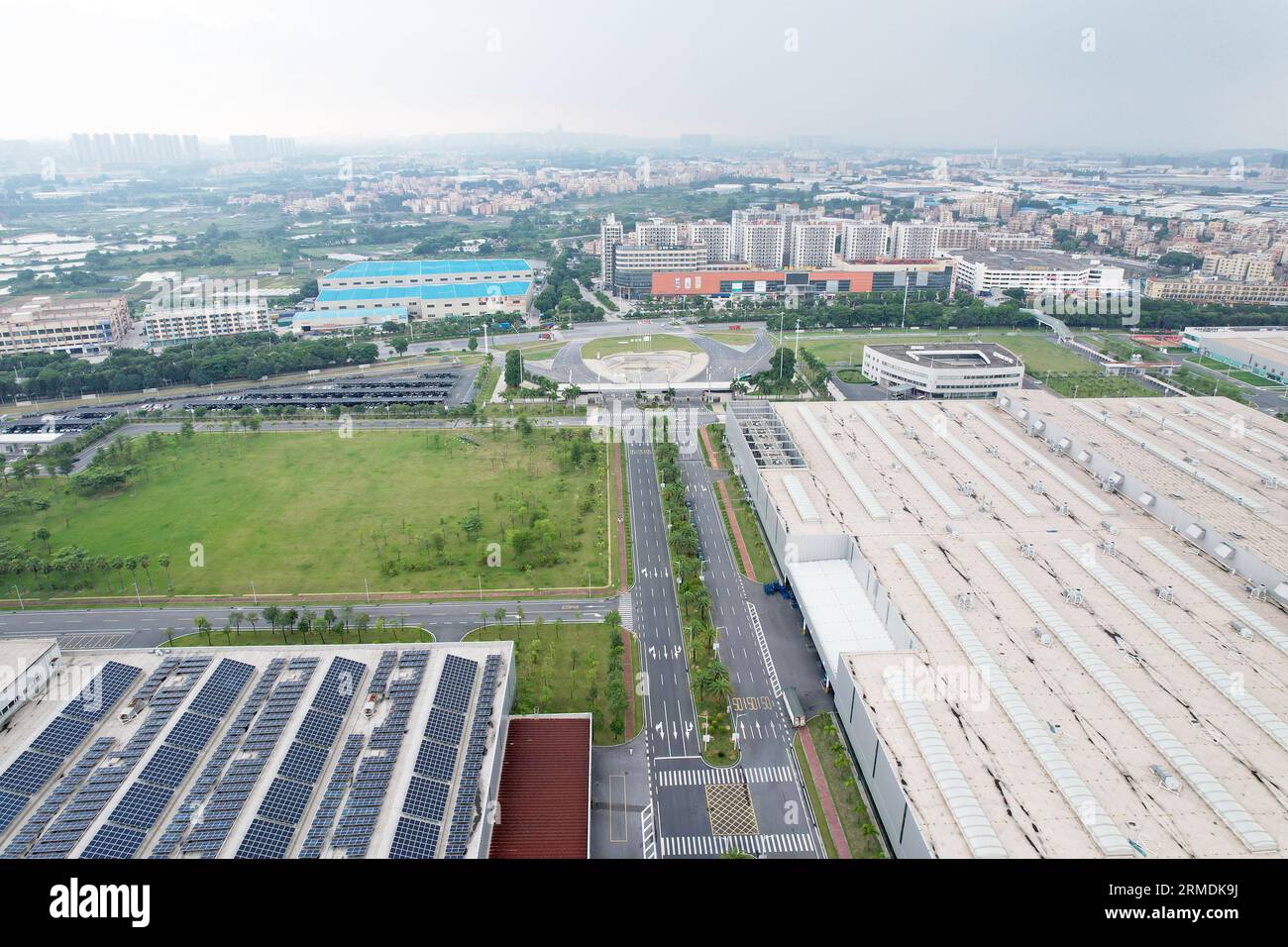 Volkswagen factory aerial hi-res stock photography and images - Alamy
