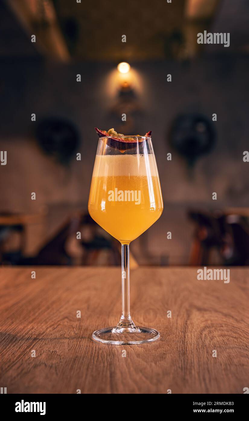 Yellow mocktail hi-res stock photography and images - Alamy