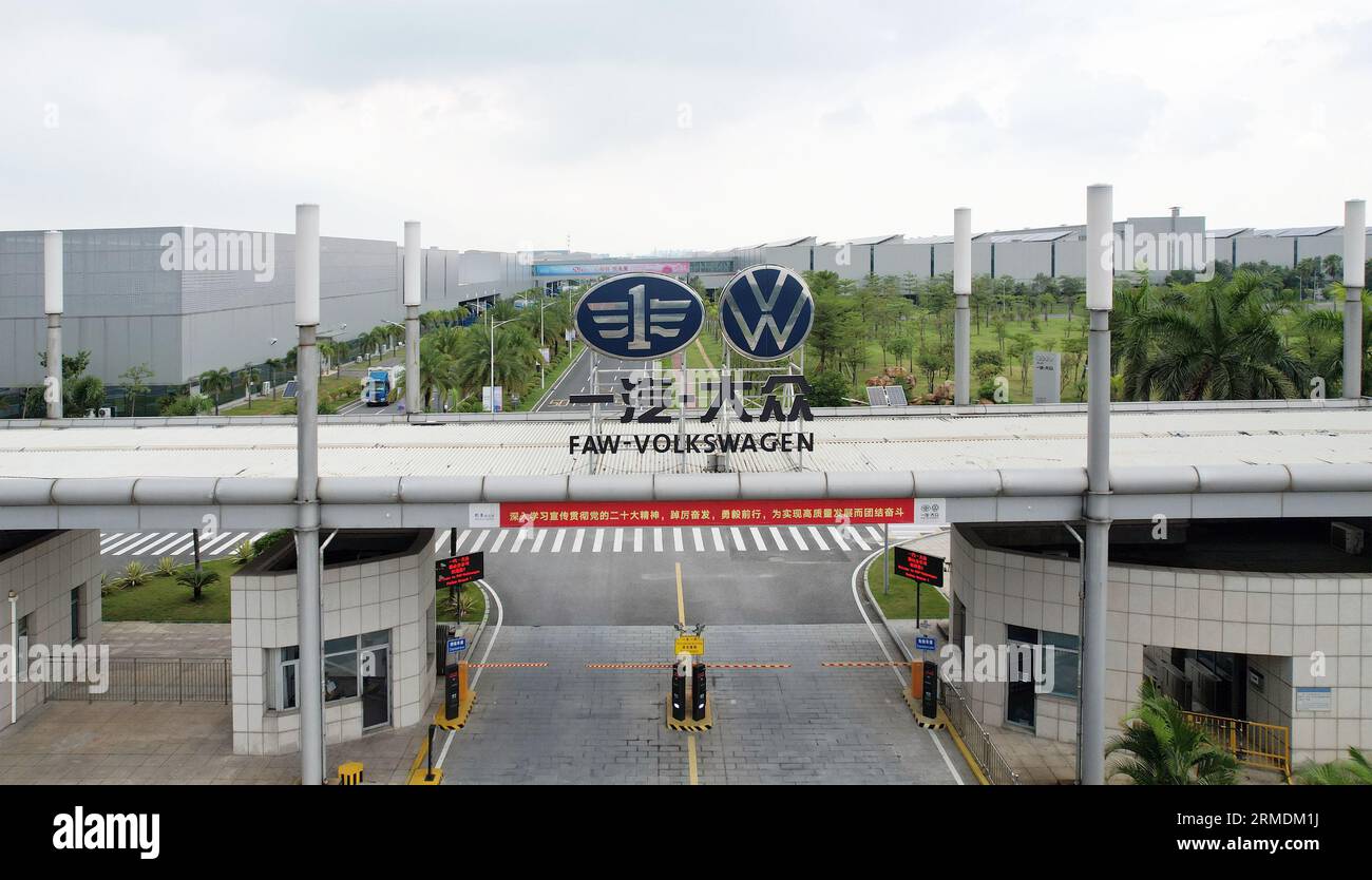 Volkswagen factory aerial hi-res stock photography and images - Alamy