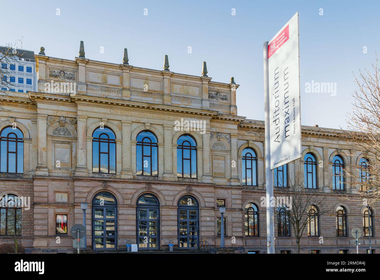 Tu technology sign hi-res stock photography and images - Alamy