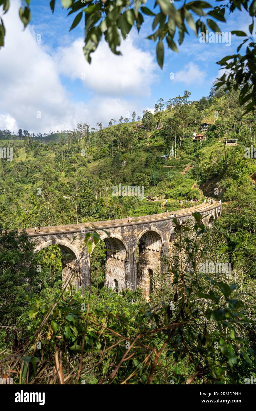 Famous Nine Arch Bridge on a sunny day in Ella, train journey Sri Lanka ...
