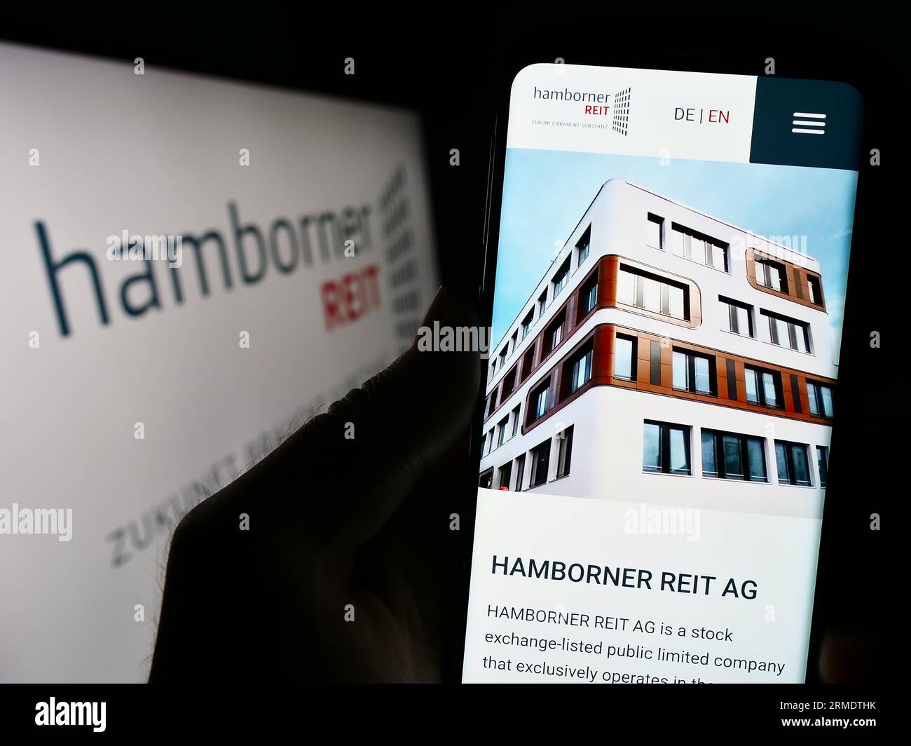 Real estate logo ir hi-res stock photography and images - Alamy