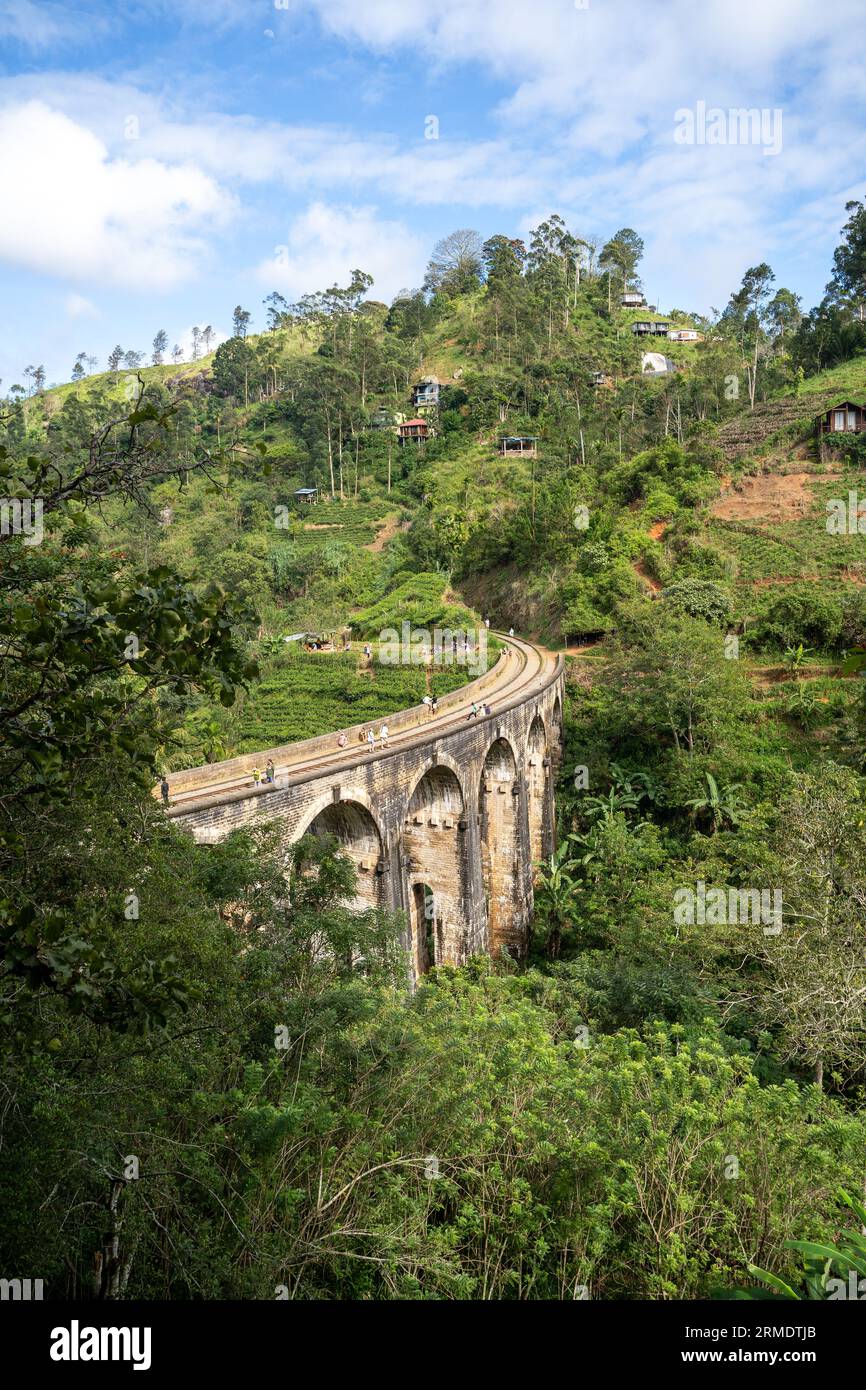 Famous Nine Arch Bridge on a sunny day in Ella, train journey Sri Lanka ...