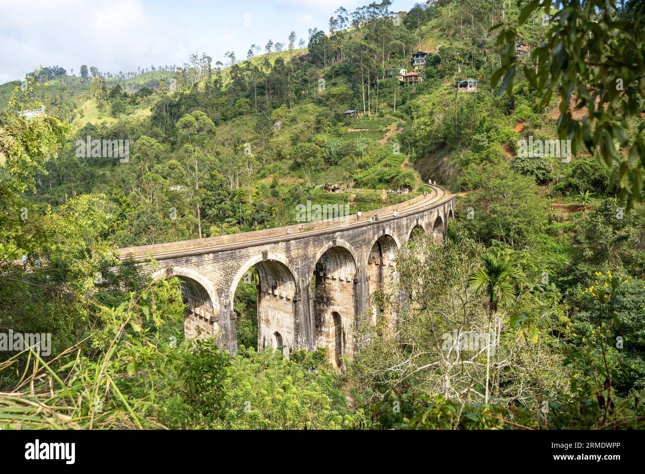 Famous Nine Arch Bridge on a sunny day in Ella, train journey Sri Lanka ...