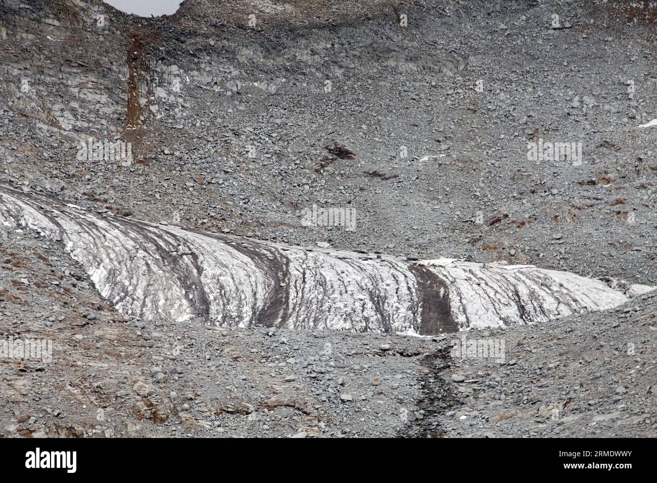 ABA, CHINA - AUGUST 11, 2023 - The Ice Hopper Glacier in Aba, Sichuan ...