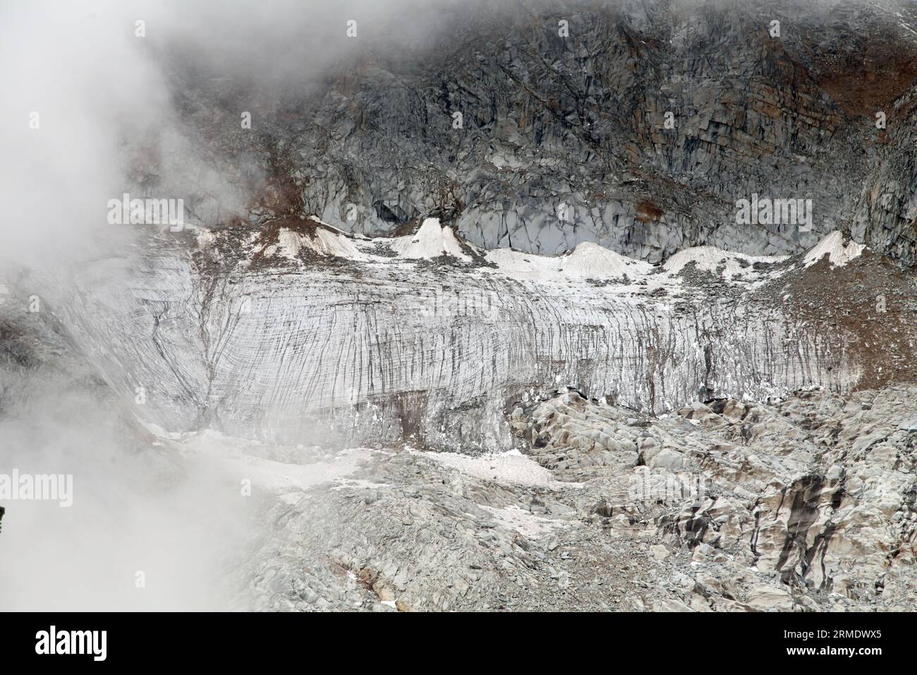 ABA, CHINA - AUGUST 11, 2023 - The Ice Hopper Glacier in Aba, Sichuan ...