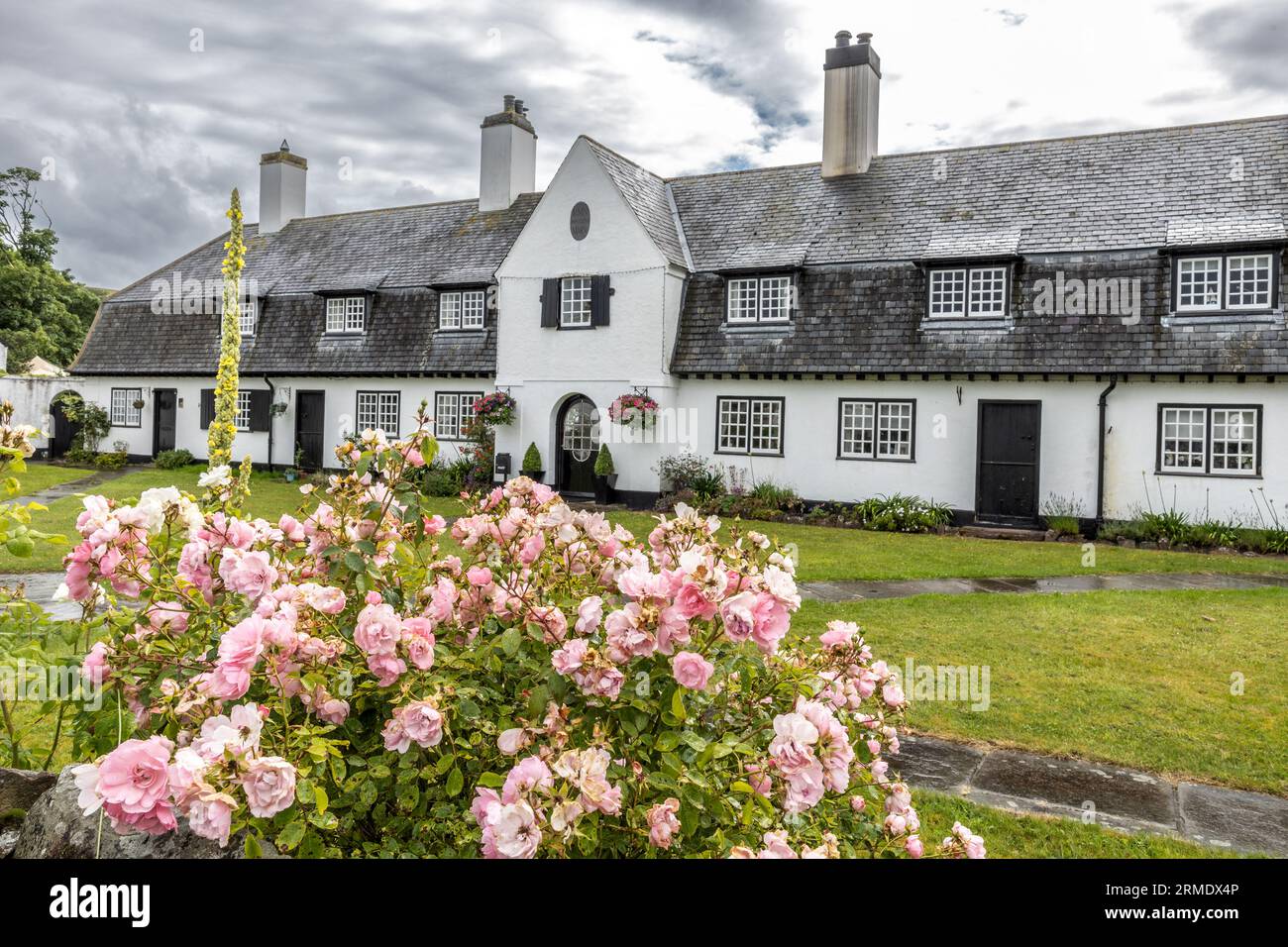 Cushendun Square, Cottages with mansard roofs and Georgian-style ...