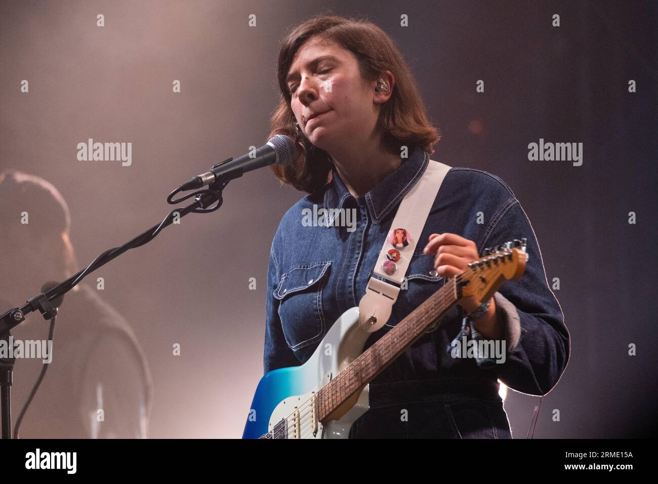 Poppy Hankin of Indie pop band GIRL RAY playing at Green Man Festival ...
