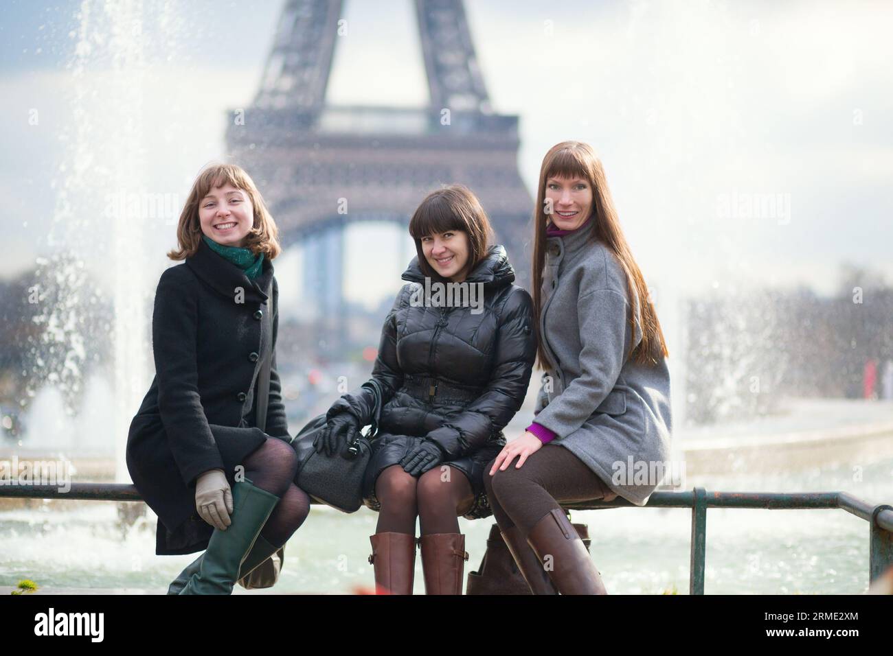 Three girls in Paris together Stock Photo - Alamy