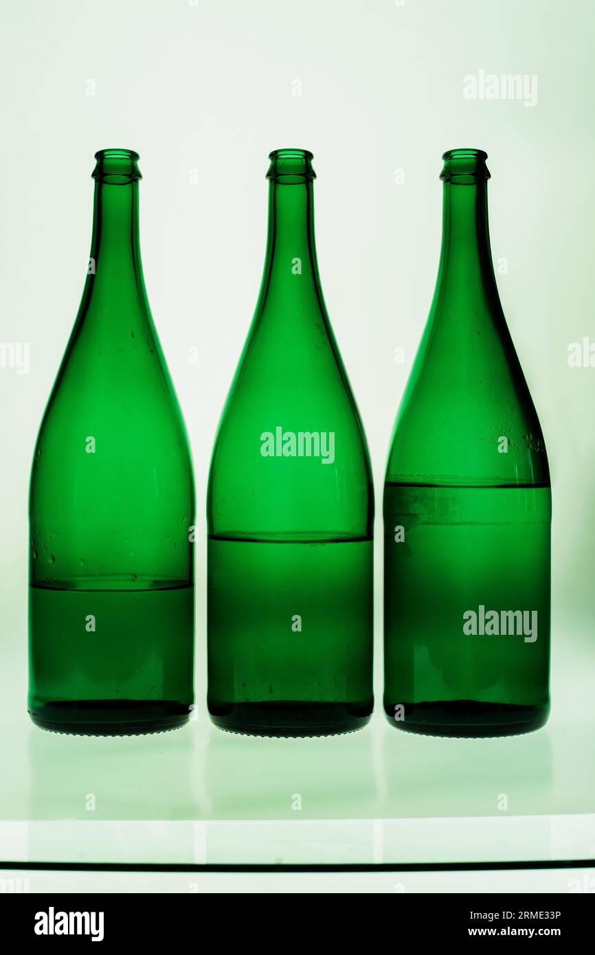 Full water hi-res stock photography and images - Alamy