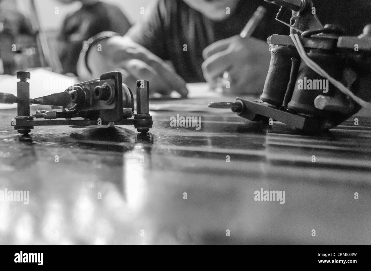 Drawing machines hi-res stock photography and images - Alamy