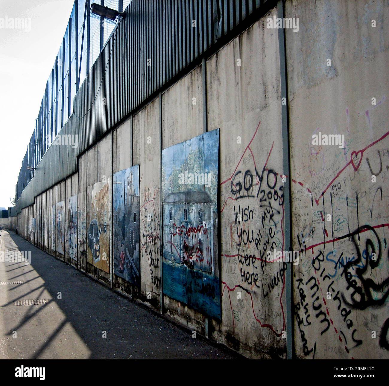 Peace Wall, Belfast, Northern Ireland Stock Photo - Alamy