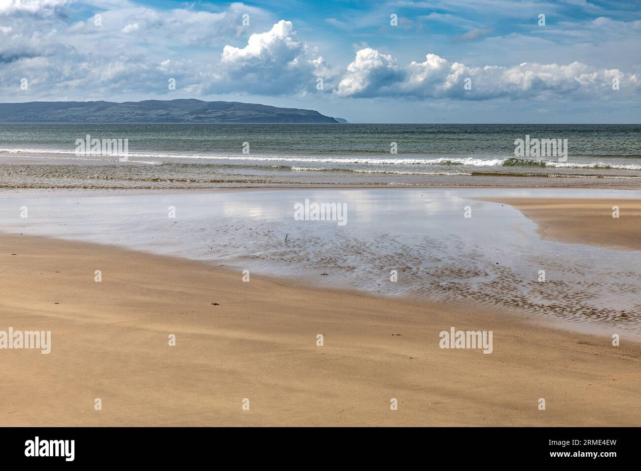 Portstewart strand beach hi-res stock photography and images - Alamy