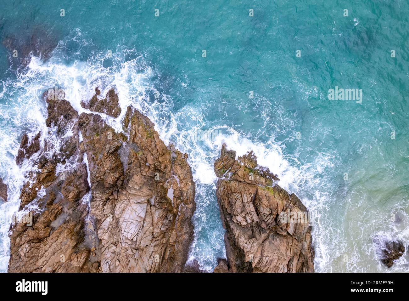 Aerial overhead shot seashore hi-res stock photography and images - Alamy