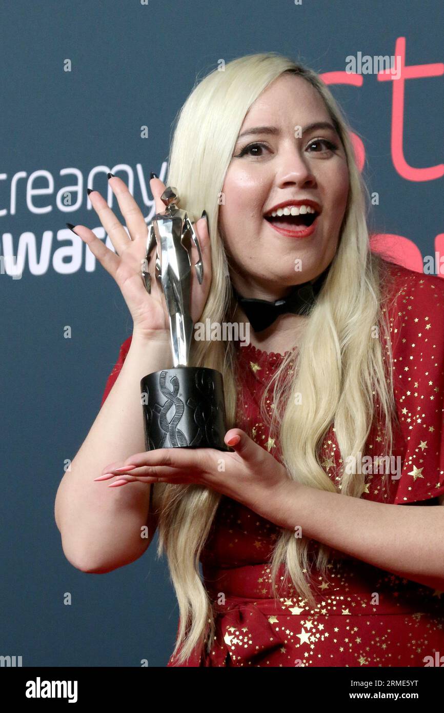 Vivziepop hi-res stock photography and images - Alamy