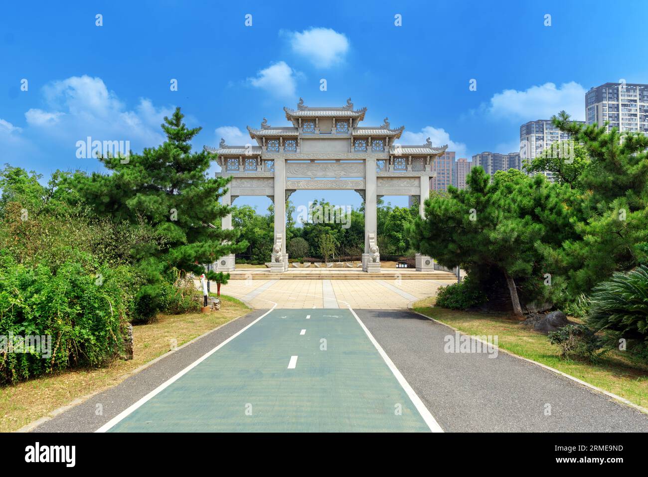 Art Arch, Chinese classical architectural style Stock Photo - Alamy
