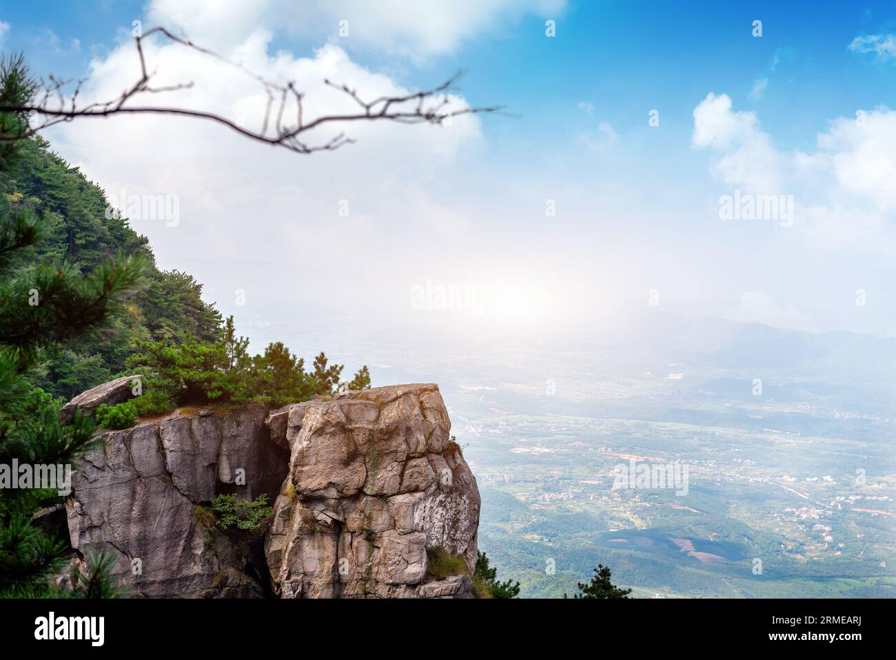 Mount Lu, with an altitude of 2000 meters, is located in Jiujiang ...