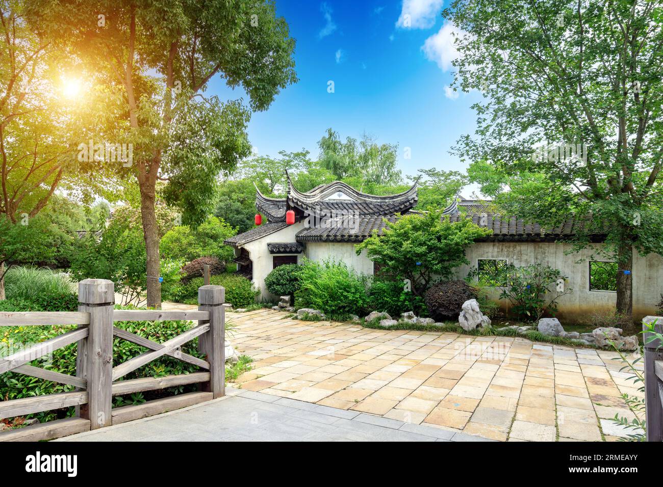 Ancient garden hi-res stock photography and images - Alamy