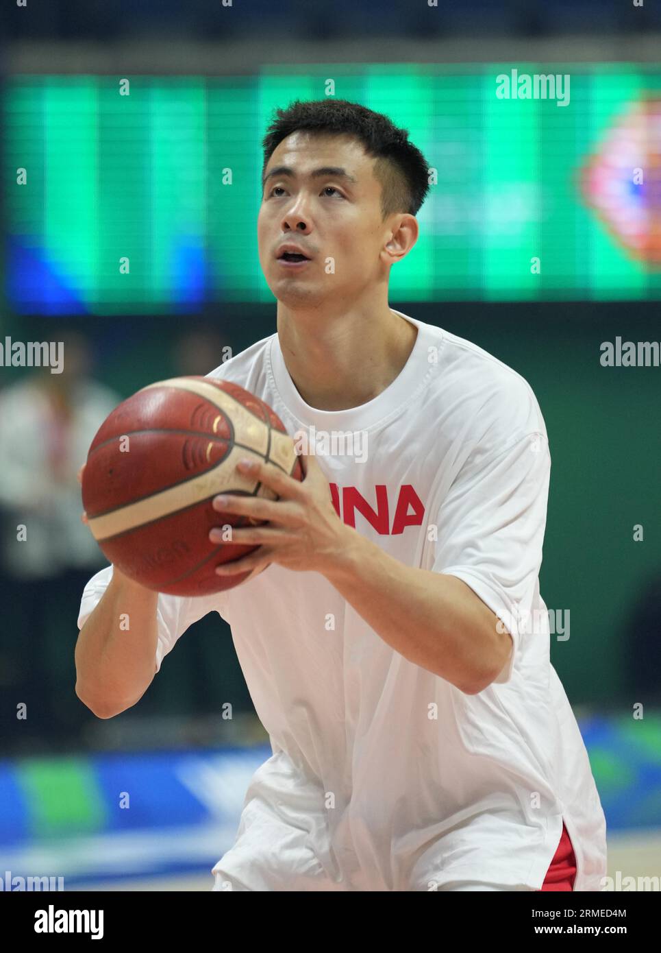 Manila, Philippines. 28th Aug, 2023. Zhao Jiwei of China warms up ...