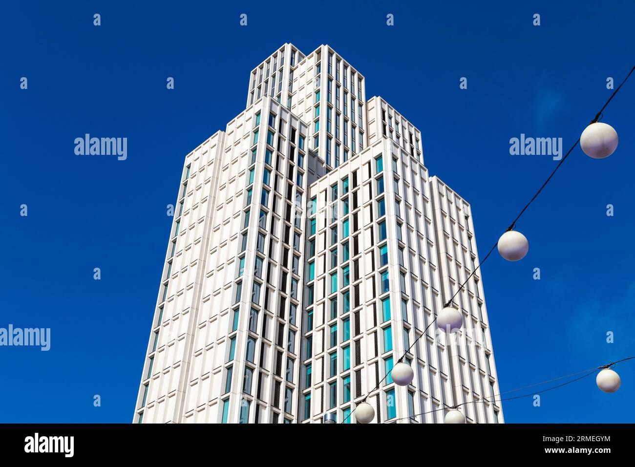 High rise student housing hi-res stock photography and images - Alamy