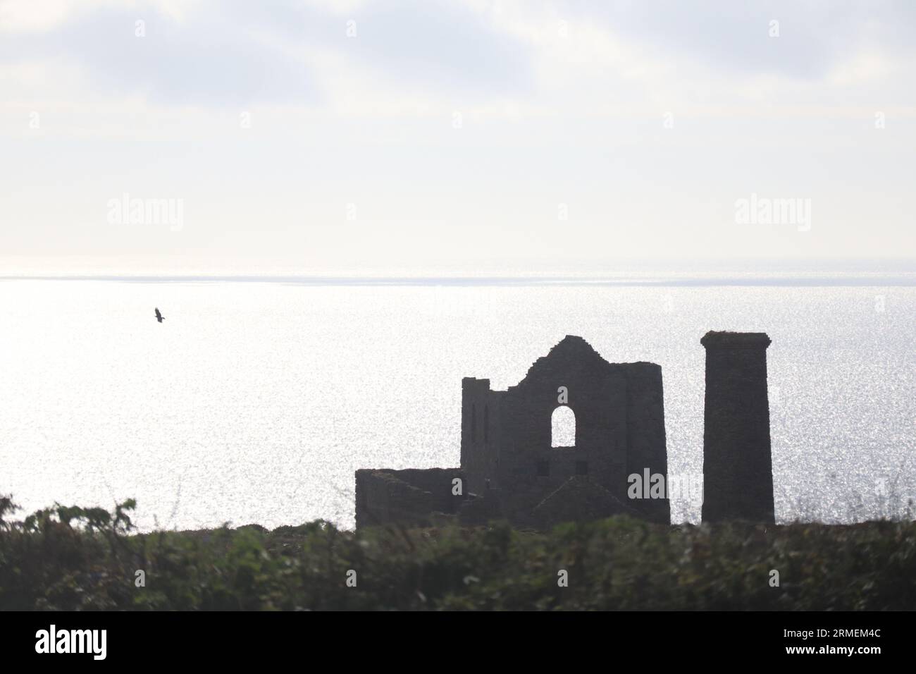 Tin mine silhouette St Agnes Headland Cornwall Stock Photo - Alamy