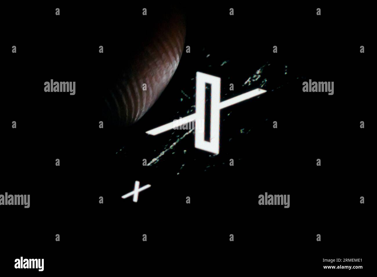 X corp logo hi-res stock photography and images - Alamy