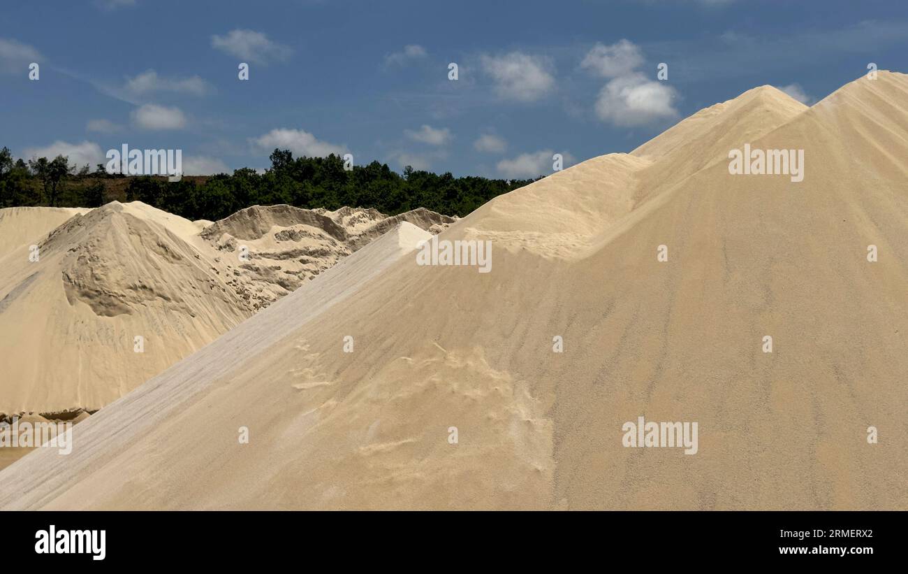 Beautiful stones from desert hi-res stock photography and images - Alamy