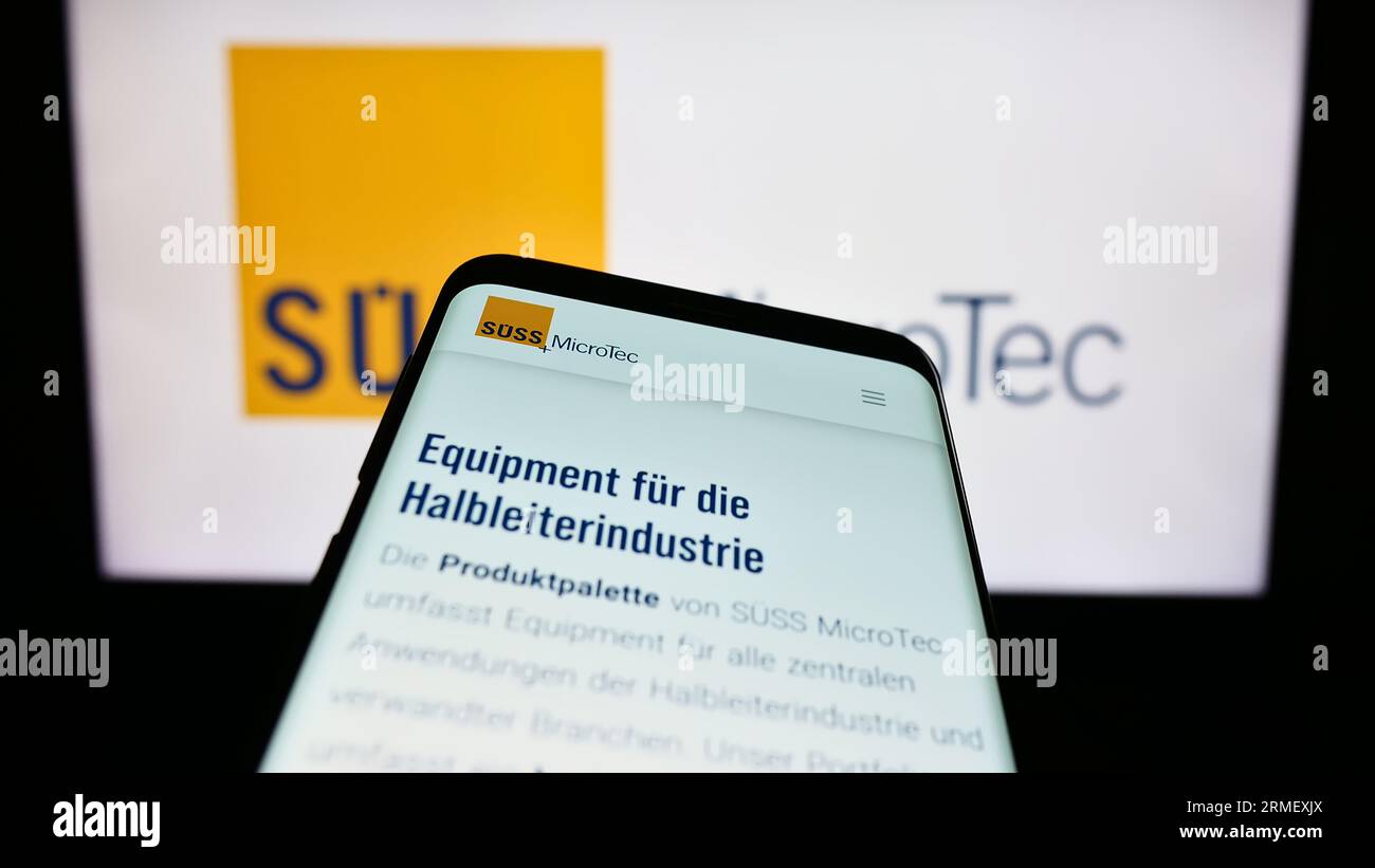 Smartphone with website of German technology company Süss Microtec SE ...