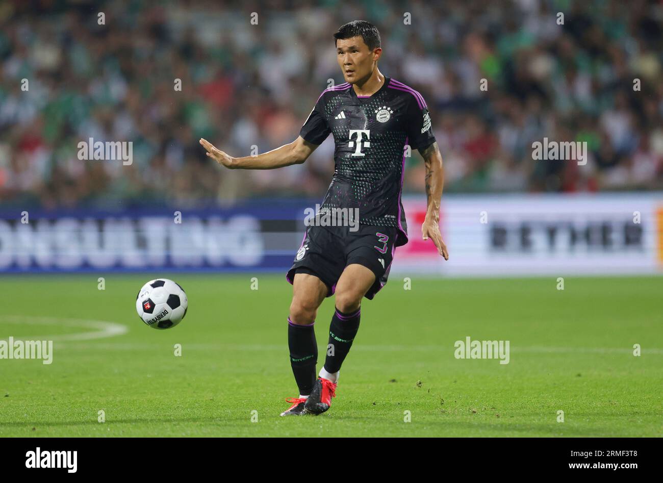 Bremen, Deutschland. 18th Aug, 2023. firo: 08/18/2023 1.Bundesliga ...