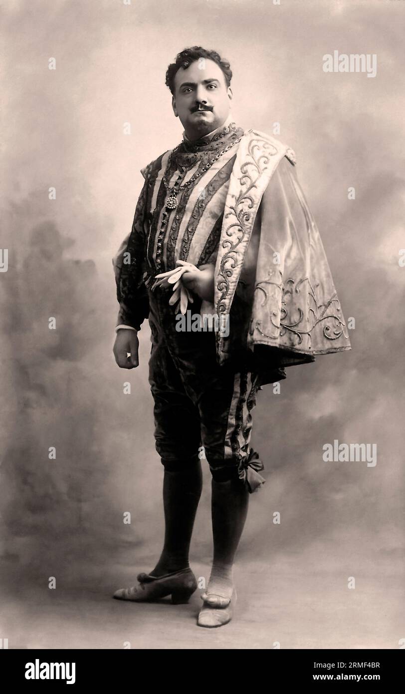 Enrico caruso rigoletto hi-res stock photography and images - Alamy