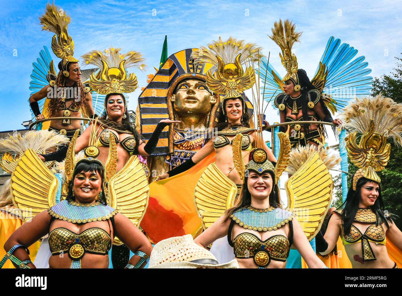 Colorful samba outfits hi-res stock photography and images - Alamy