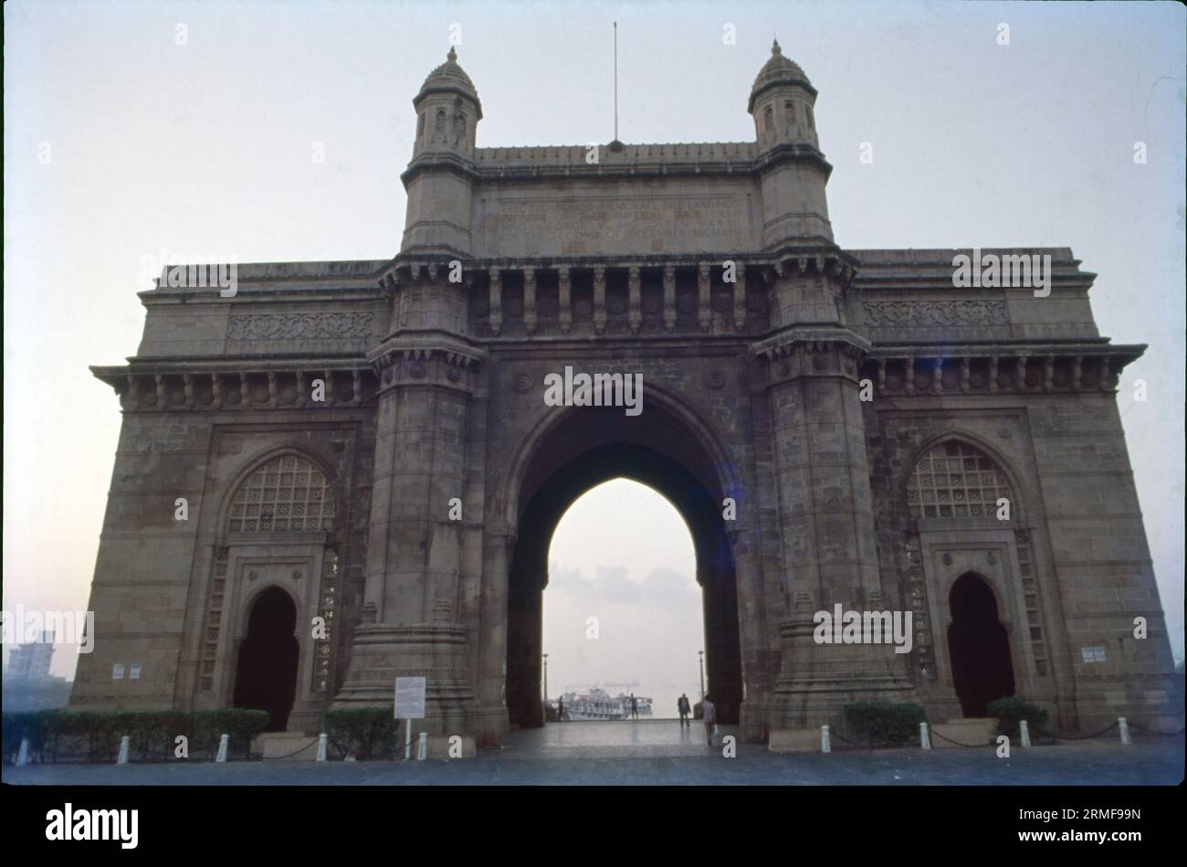 The Gateway of India is an arch-monument built in the early 20th ...