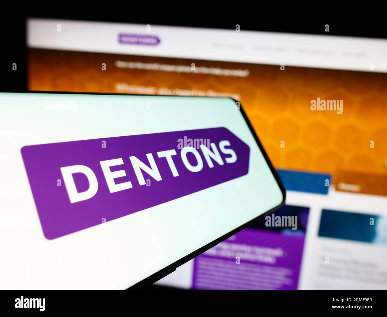 Dentons logo hi-res stock photography and images - Alamy