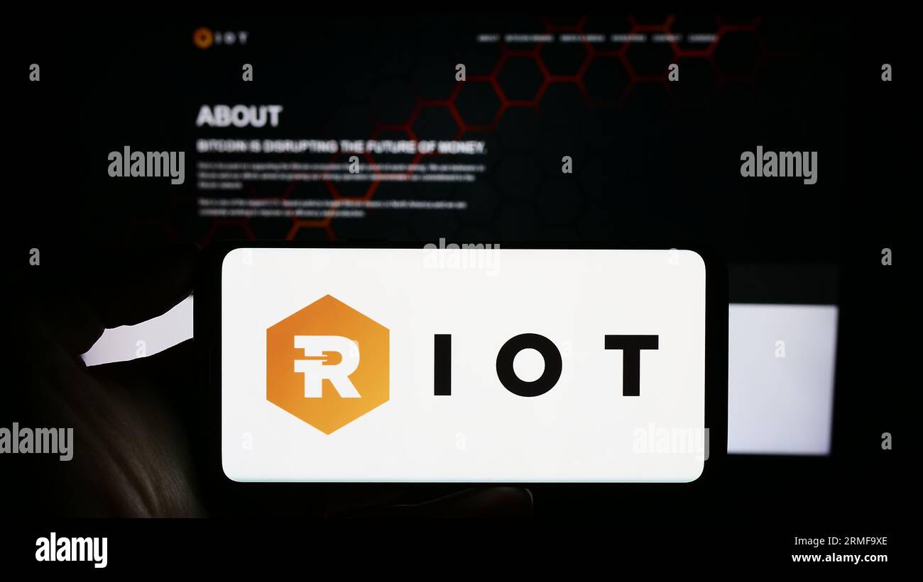 Riot platforms logo hi-res stock photography and images - Alamy
