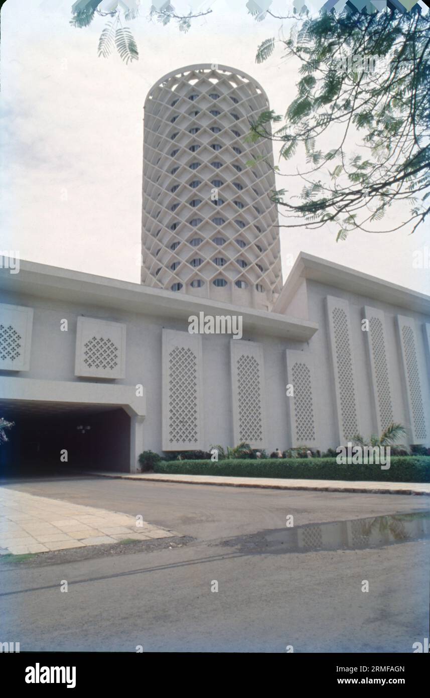 The Nehru Planetarium in Mumbai is a part of the Nehru Centre, and is a ...