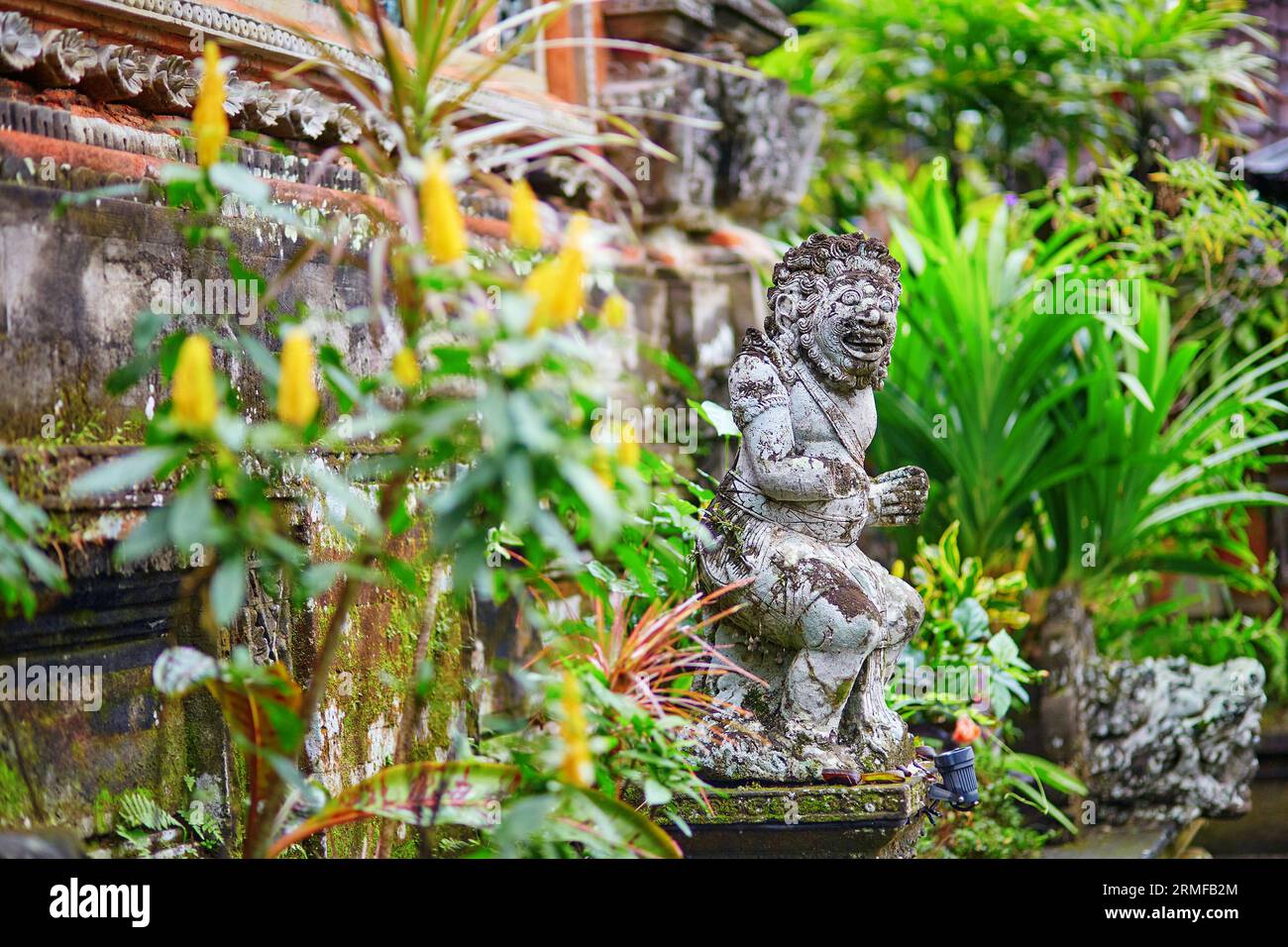 Traditional Balinese sculpture in Ubud, Bali, Indonesia Stock Photo - Alamy
