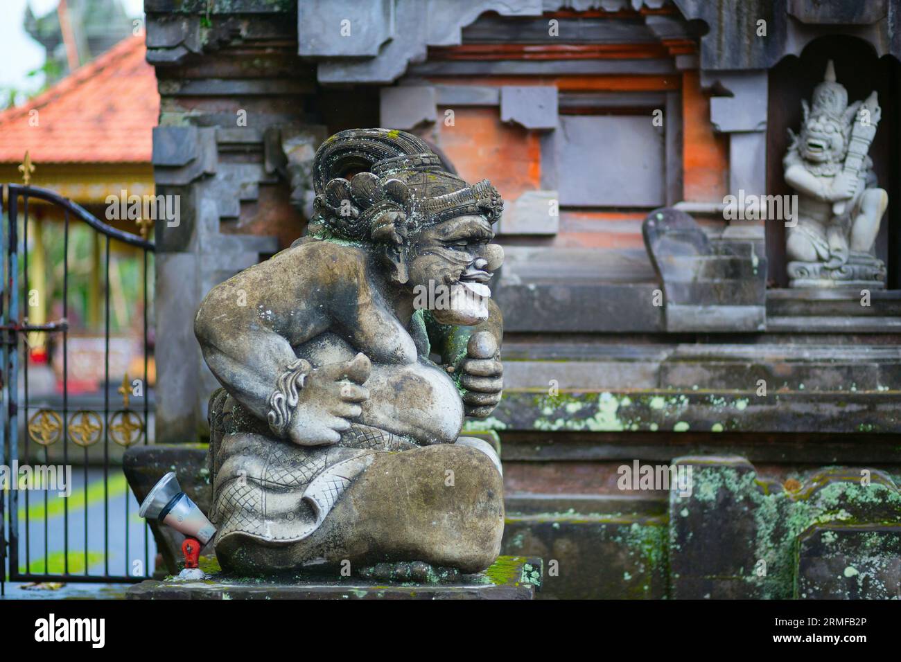 Traditional Balinese sculpture in Ubud, Bal, Indonesia Stock Photo - Alamy