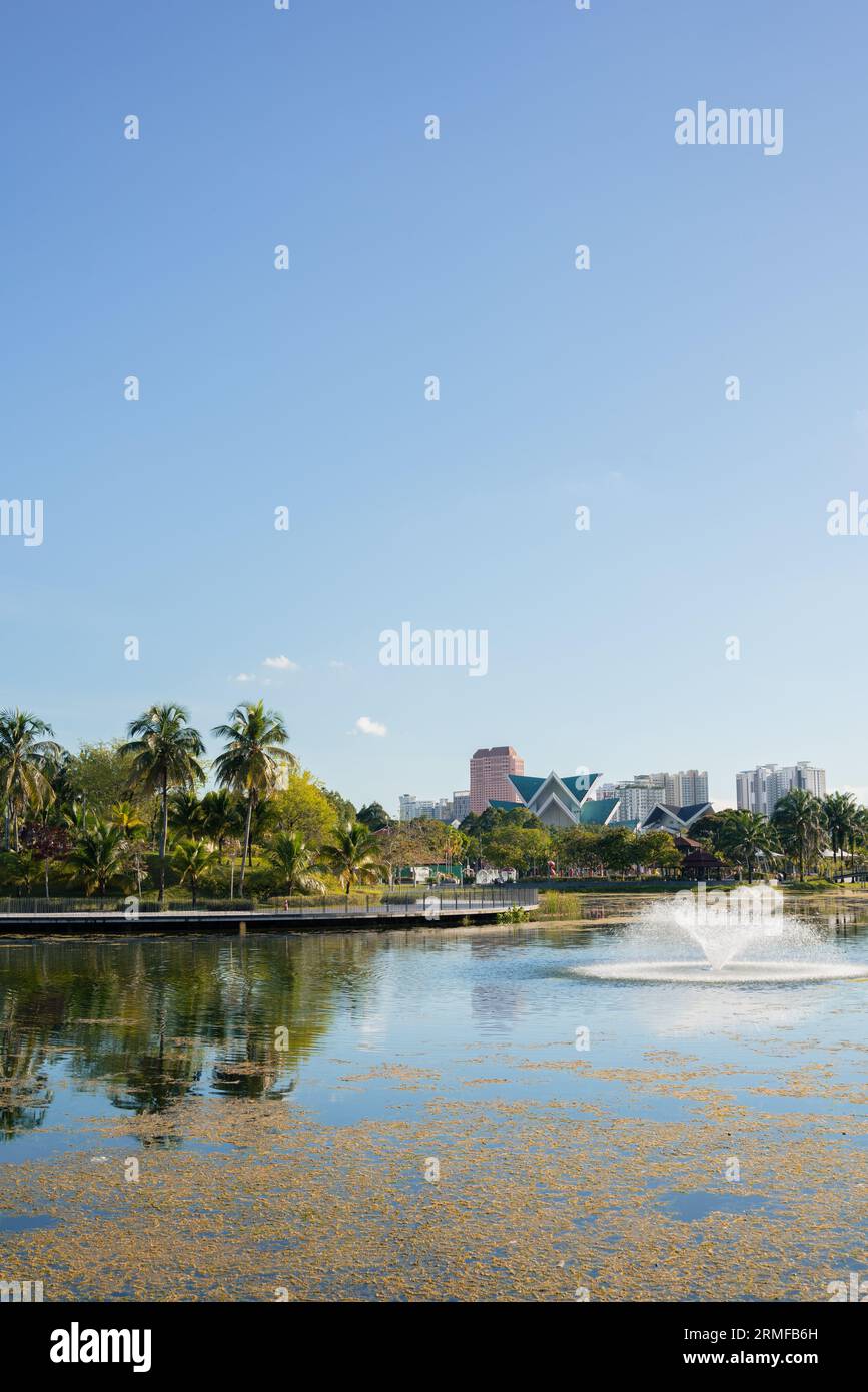 Taman Tasik Titiwangsa park lake view in Kuala Lumpur, Malaysia Stock ...
