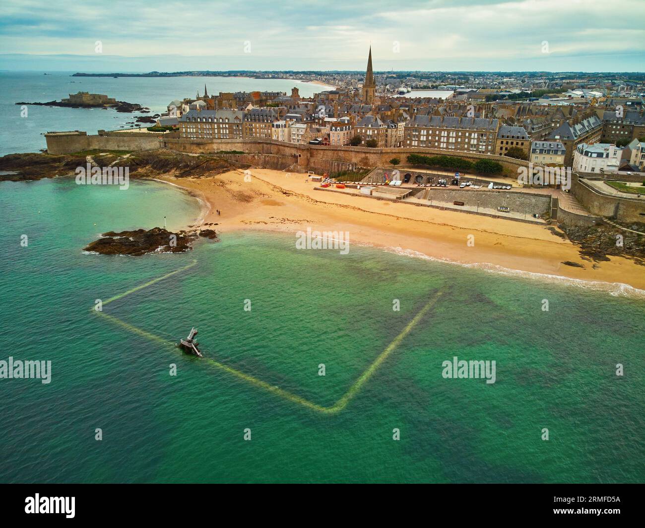 France brittany saint malo drone hi-res stock photography and images ...