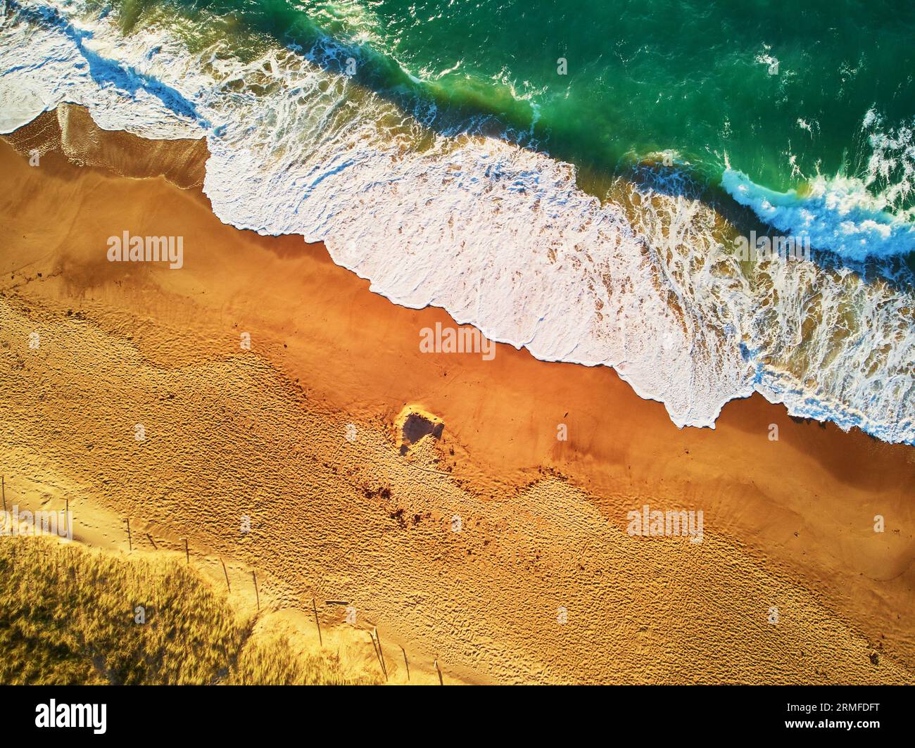 Beautiful huge waves atlantic ocean hi-res stock photography and images ...