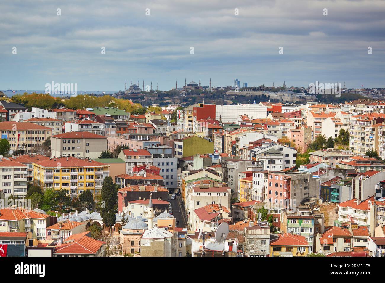 Scenic view of Uskudar district on the Asian side of Istanbul, Turkey ...