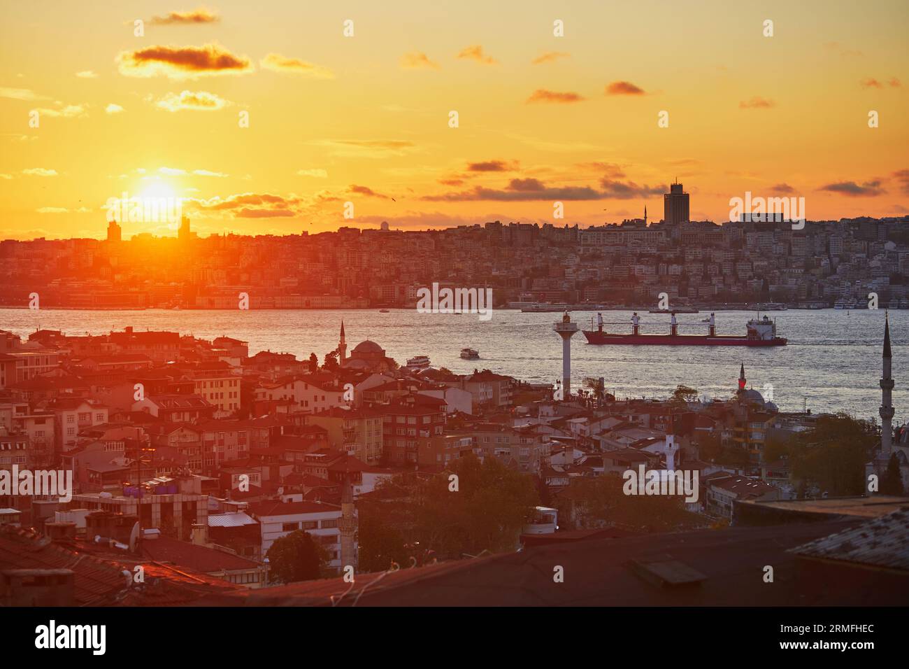 Scenic view of Uskudar district on the Asian side of Istanbul, Turkey ...