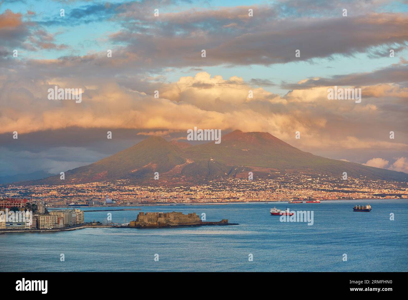 Beautiful aerial view mount vesuvius hi-res stock photography and ...