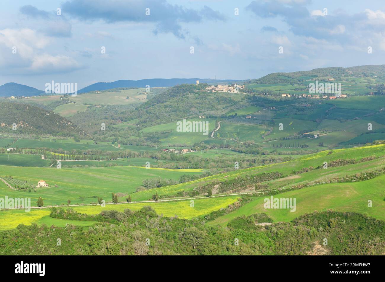 Typical tuscan house near hi-res stock photography and images - Alamy