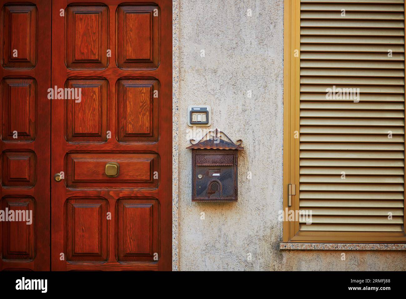 Typical Italian house in Bosa, Sardinia, Italy Stock Photo - Alamy