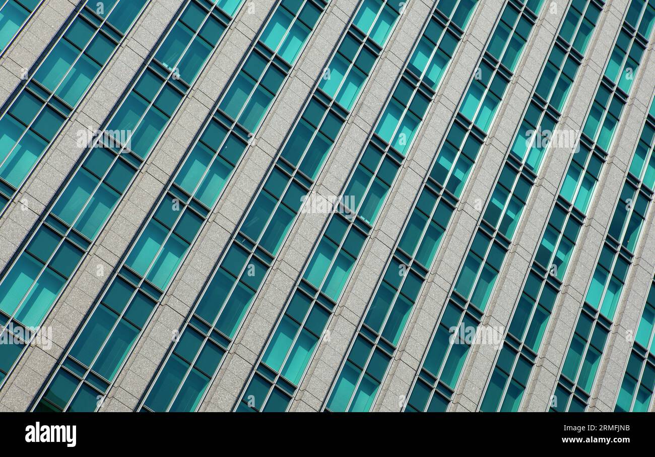 Skyscraper windows forming a diagonal pattern Stock Photo - Alamy