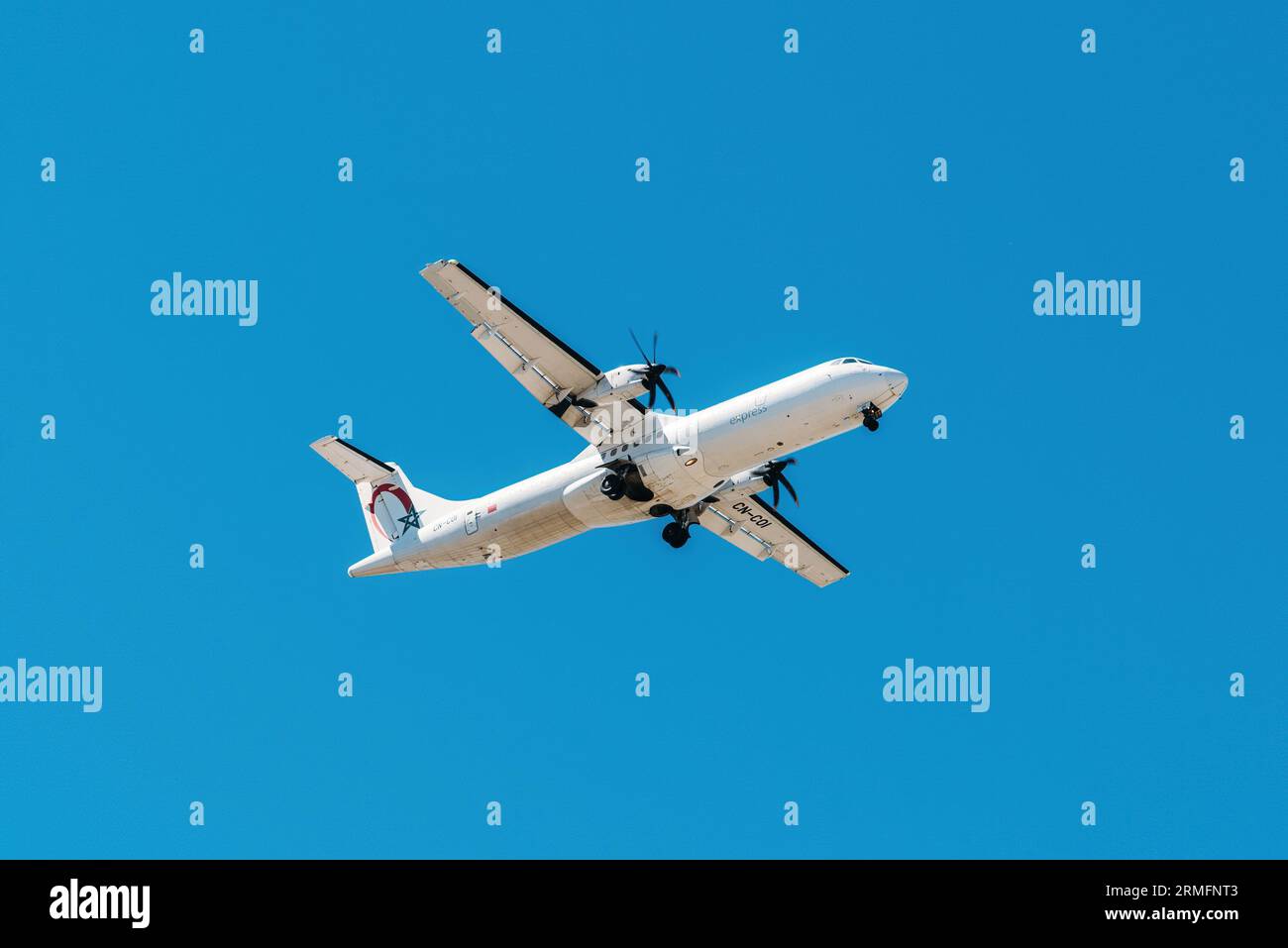 King morocco plane hi-res stock photography and images - Alamy